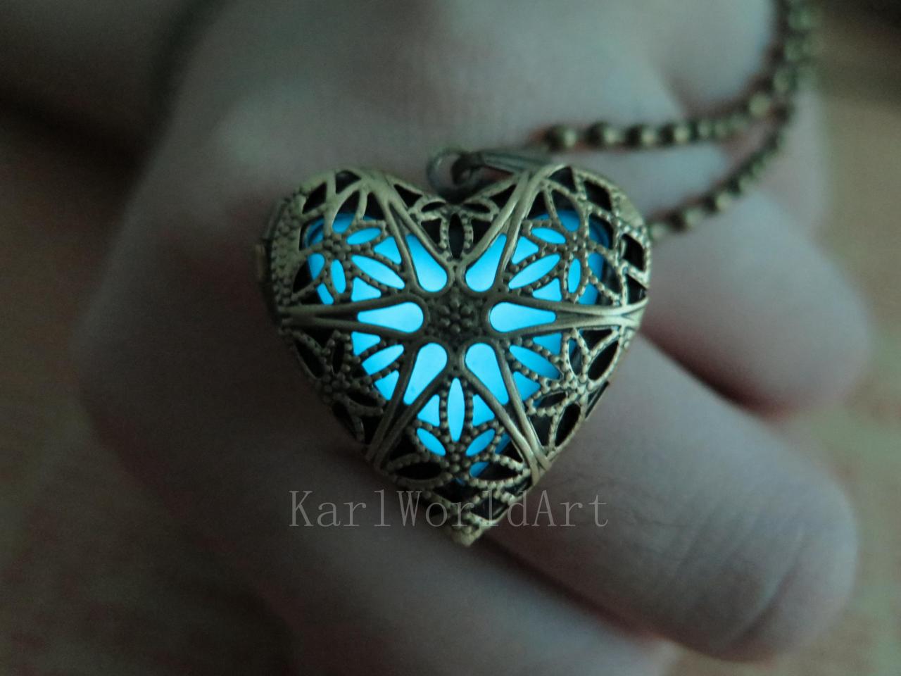 Cyan The Heart Of Atlantis, Glowing Necklace , Glowing Jewelry,glowing ...